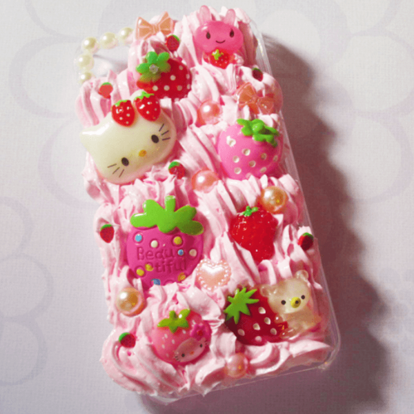 Make your Own Viral Phone Case with Decoden Creamy Glue – Tea & Crafting