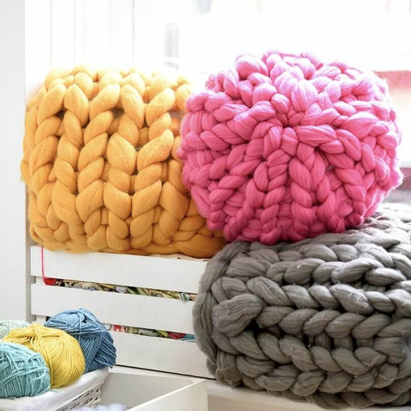 Arm Knitting for Beginners - Arm Knit a Blanket - Tea & Crafting